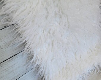 Grinchy Green Faux Fur Beard 12 Pack With 12 Red Pom Noses - Etsy