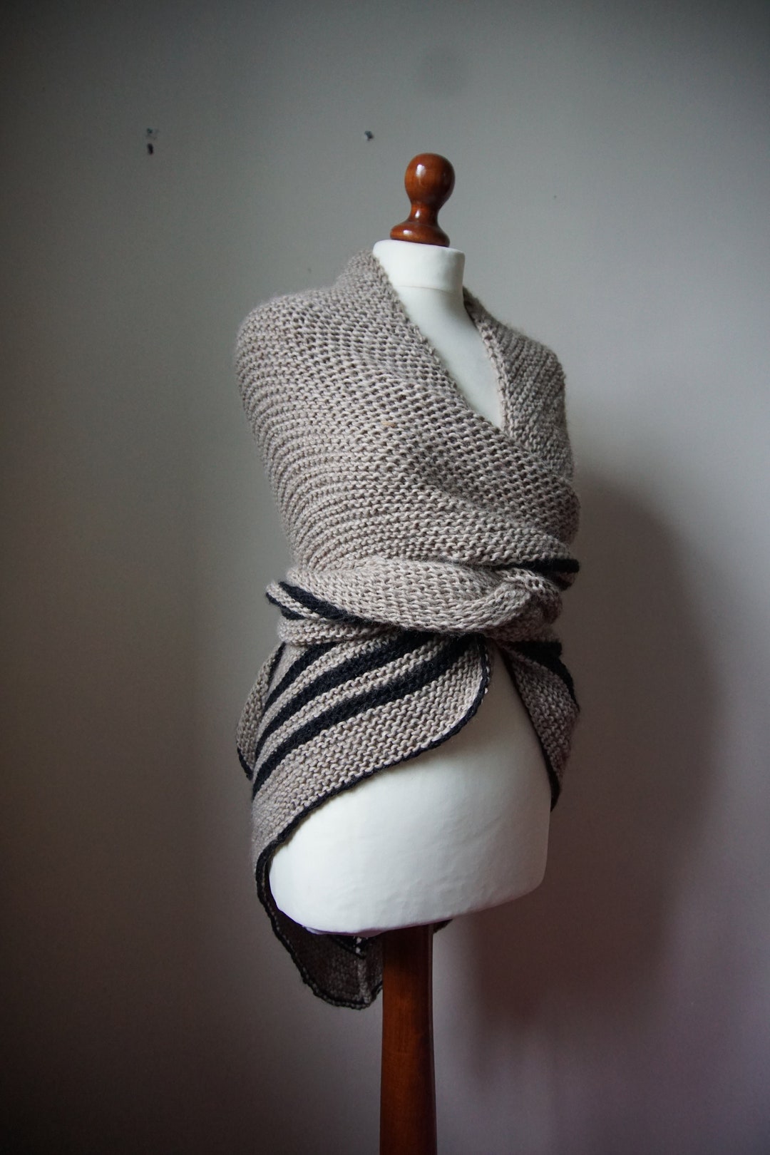 Outlander Shawl Triangle Scarf Handmade Wrap Shawl Claire Fraser STARZ ...