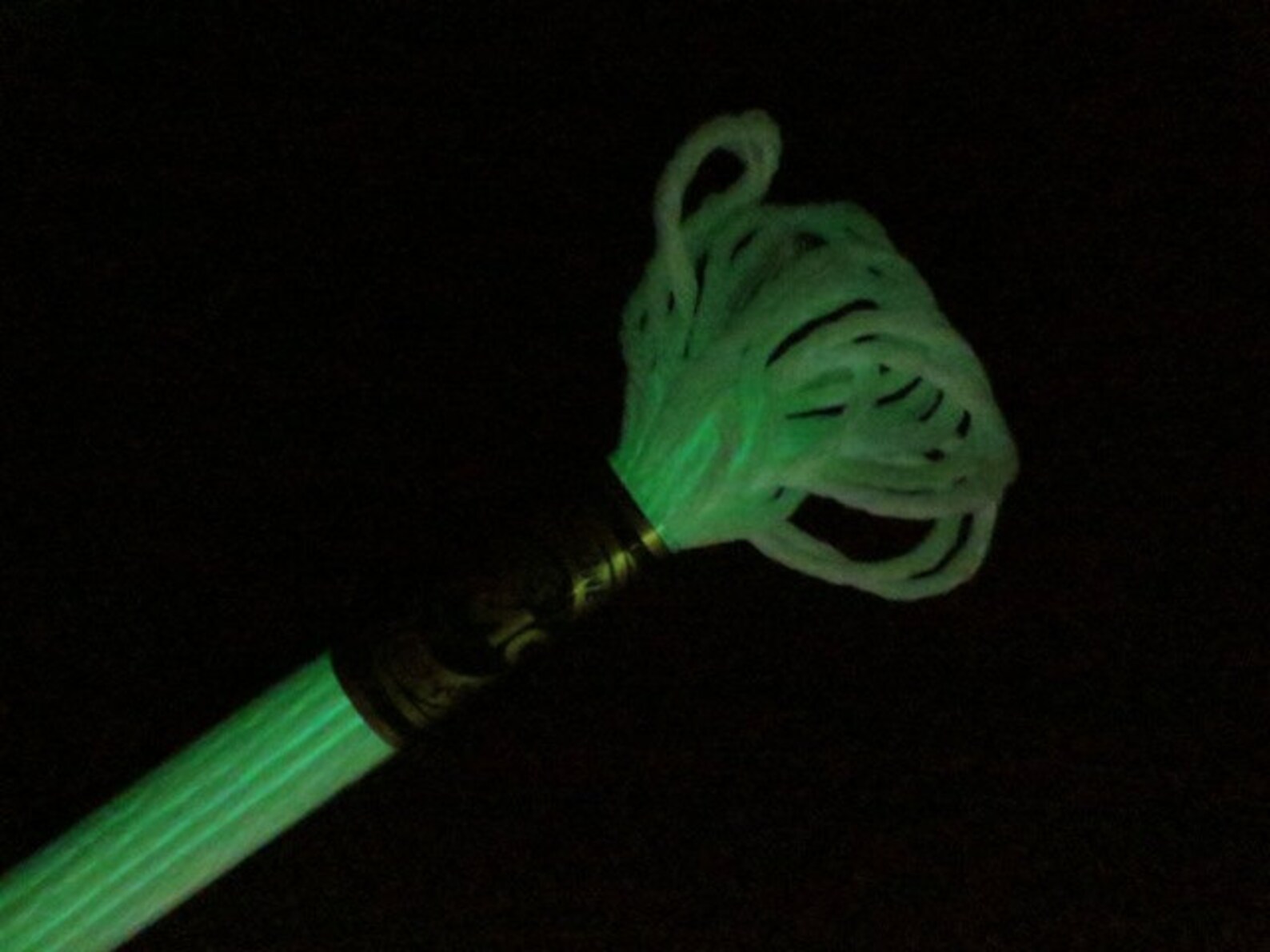DMC Glow in the Dark E940 6 Strand Floss - Etsy