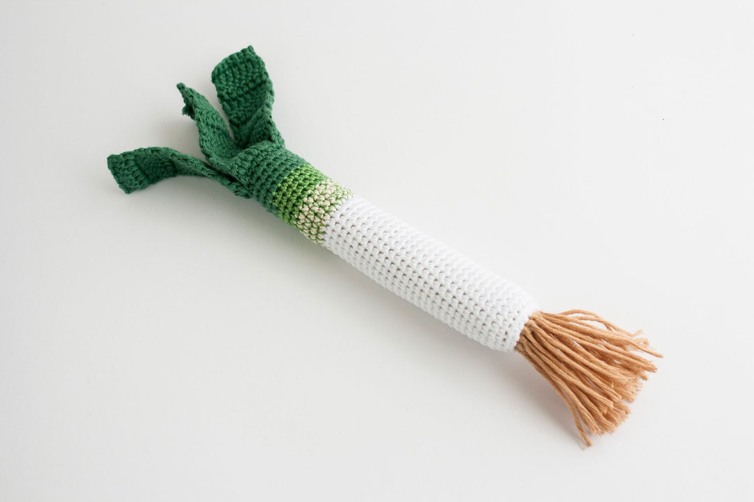 Crochet Leek, Rattle Toy, Montessori Toy for Toddler, Crochet Food for ...