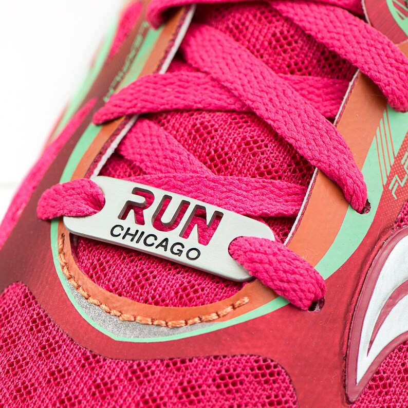 RUN Chicago - Running Shoe Tag From ATHLETE INSPIRED, Gift for Chicago ...