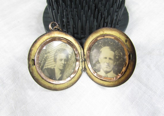 Vintage Victorian Gf Engraved Initial Photo Locket - Gem
