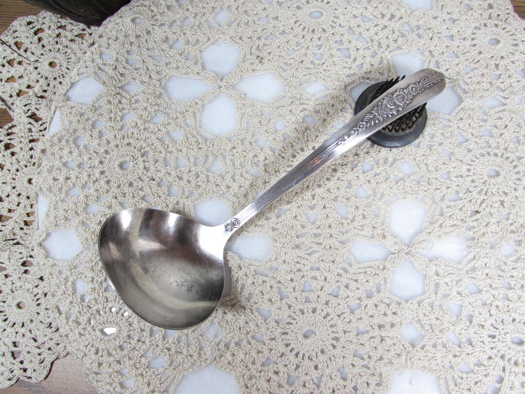 Vintage Oneida Royal Rose Silverplate Ladle, 7-1/8 Inch, Nobility Plate ...