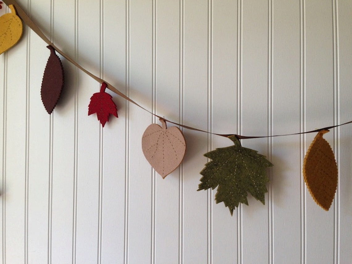 FALL LEAVES PATTERN Pdf Wool Felt Garland Digital - Etsy