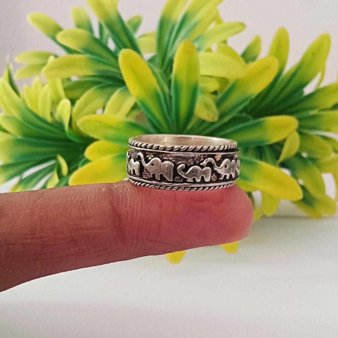 Oxidized Sterling Silver Elephant Ring, Boho Scrolling Band Motif - Etsy