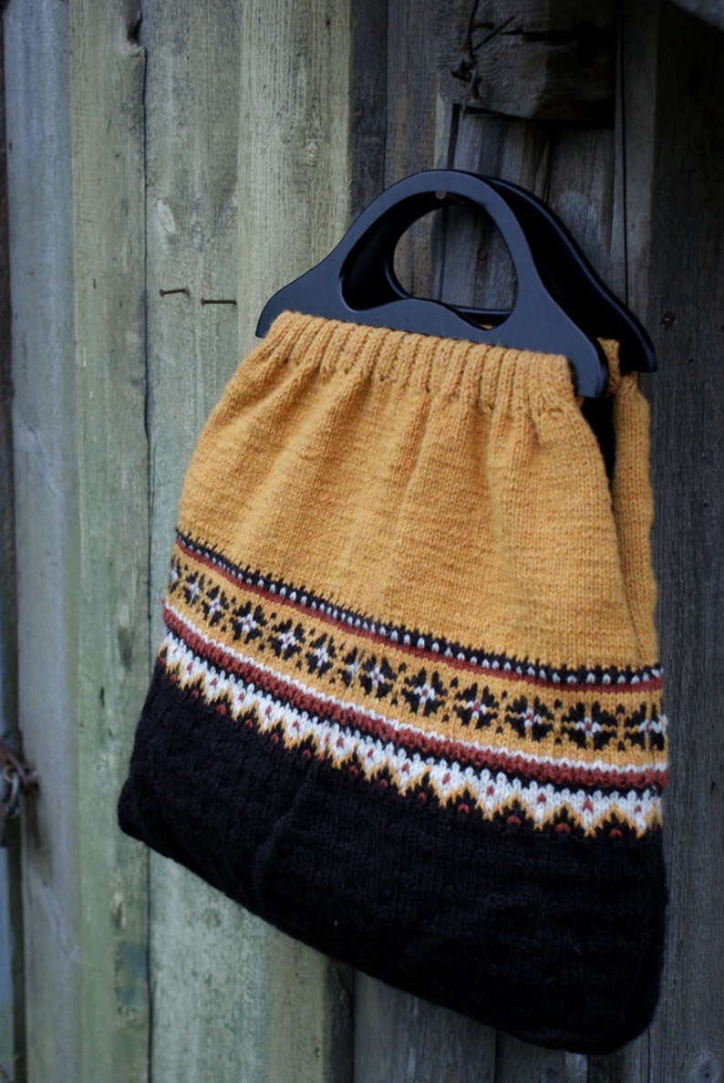 Knitted Bag With Lining/ Wooden Handles/ Hand Knit Bag/ - Etsy