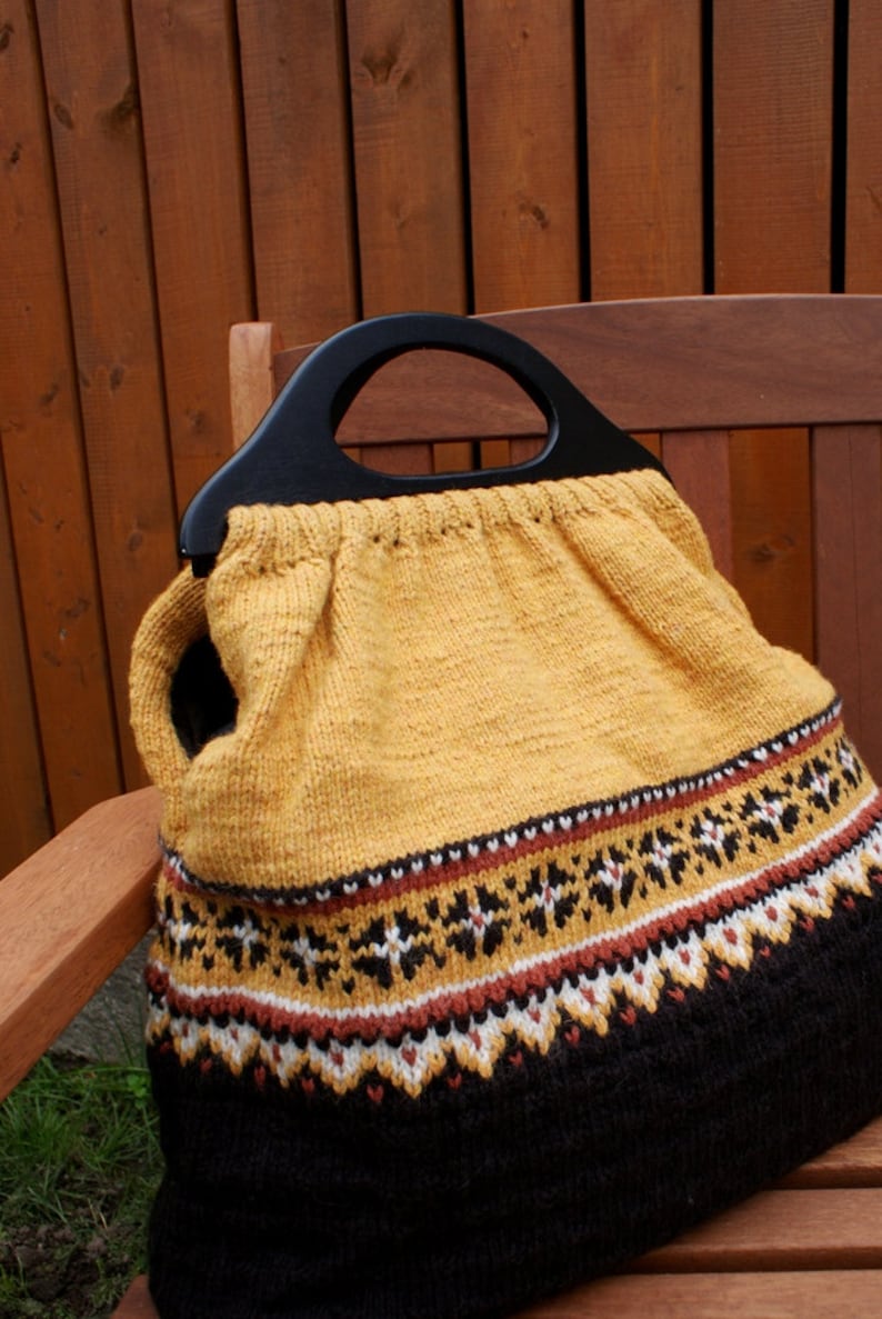 Knitted Bag With Lining/ Wooden Handles/ Hand Knit Bag/ - Etsy