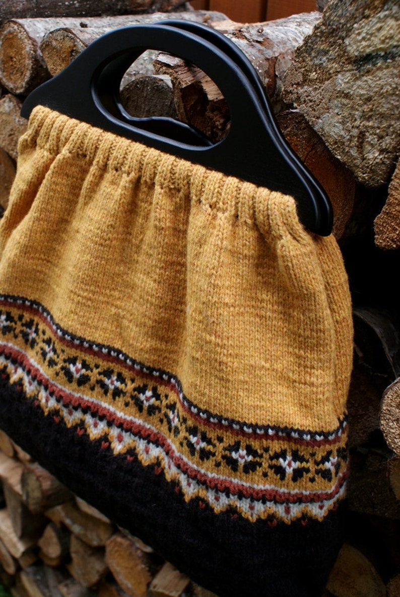 Knitted Bag With Lining/ Wooden Handles/ Hand Knit Bag/ - Etsy