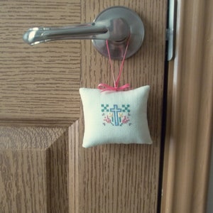 Christian Cross Ornament Flowers Ribbon Hanger Knob Pillow 2 3/4 X 3 1/ ...