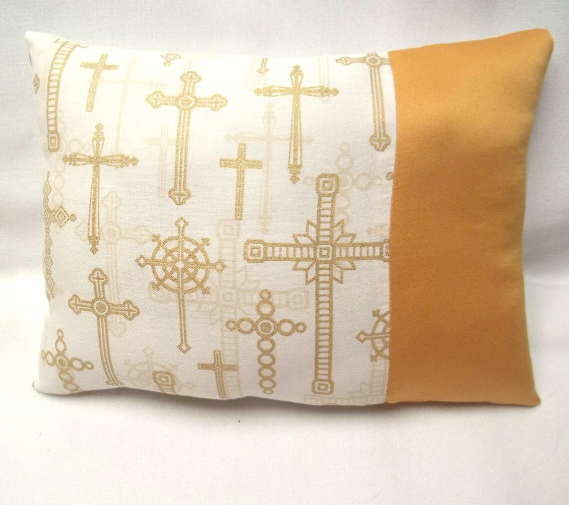 Christian Cross Accent Pillow Religious 7 1/4 X 10 - Etsy
