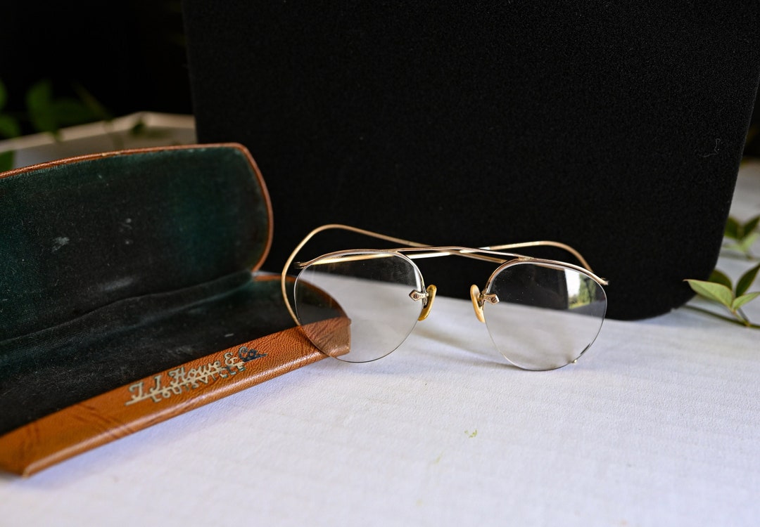 Vintage Bifocal 12K Gold Wire Rim Round Eyeglasses With Case AO ...