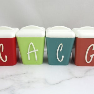 Set of 4 Vintage Harlequin Plastic Spice Canisters, Gay Ware ...