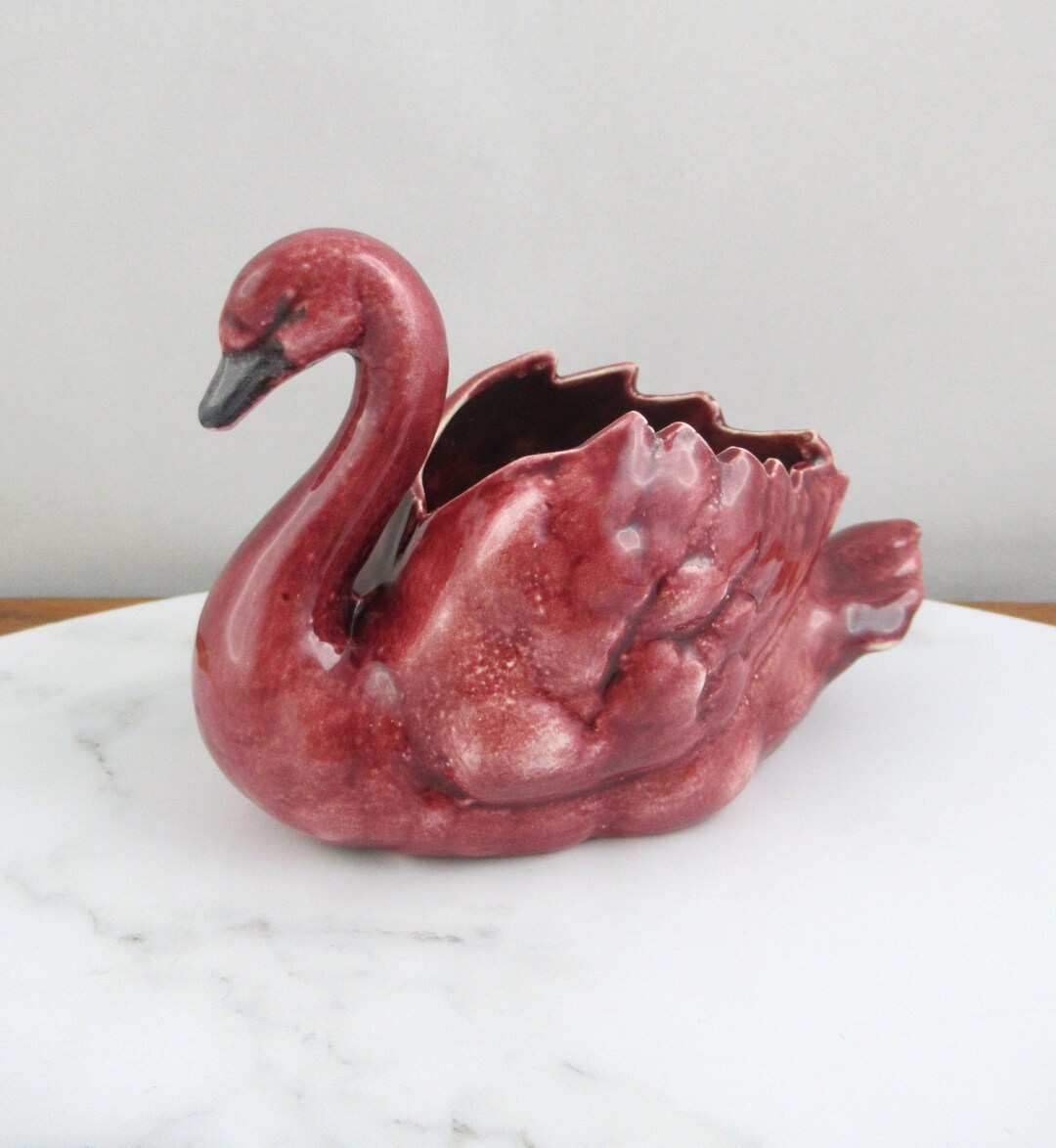 Small Vintage Australia Pottery Maroon Ceramic Swan Vase - Etsy