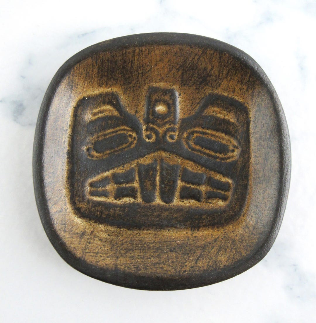 Small Vintage Canadian Pottery Haida Beaver Dish, Ruth Meechan, B.C ...