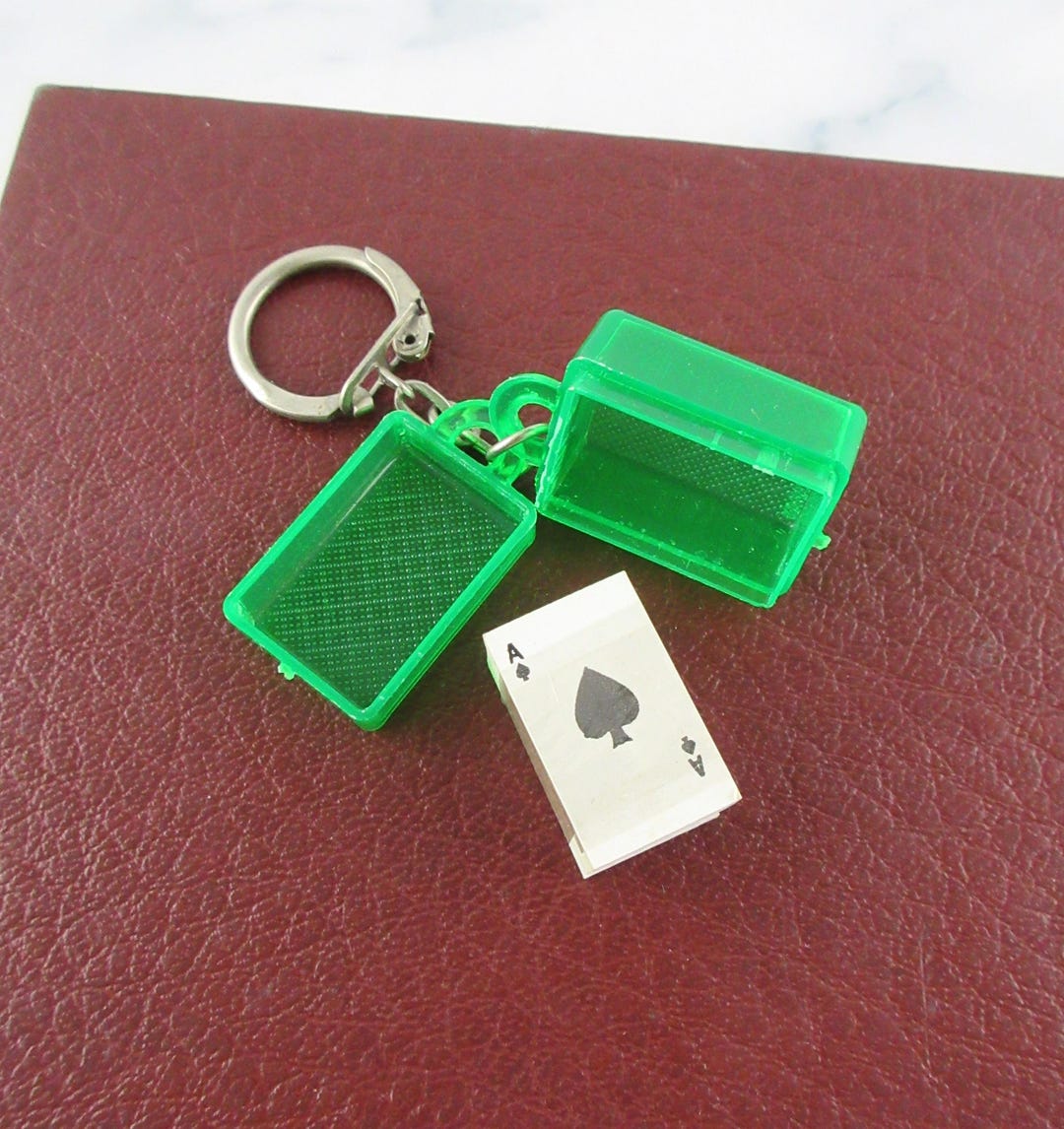 Vintage Miniature Deck of Playing Cards in Case Keyring , Poker Cards ...
