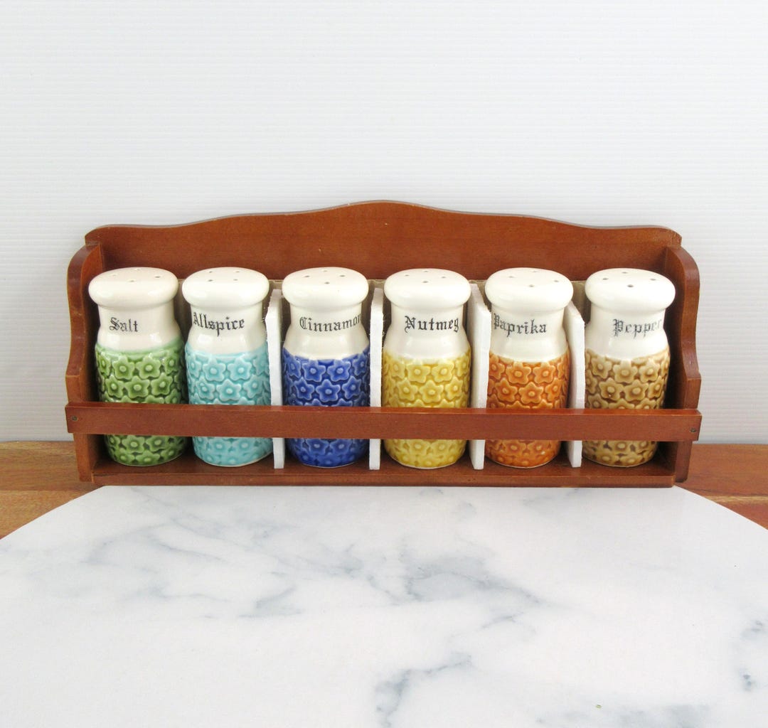 Vintage Wooden Spice Rack With 6 Ceramic Jar Shakers, Basket Weave ...