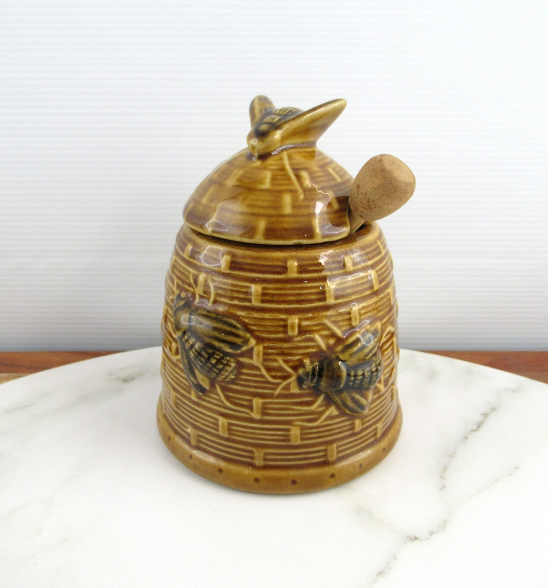 Vintage Ceramic Beehive Honey Pot With Cute Kitsch Bees, Ceramic Lidded ...