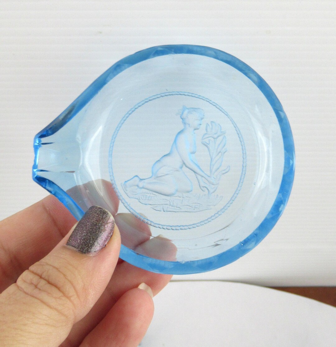 Gorgeous Little Vintage Antique Blue Czech Intaglio Glass Ashtray Dish ...