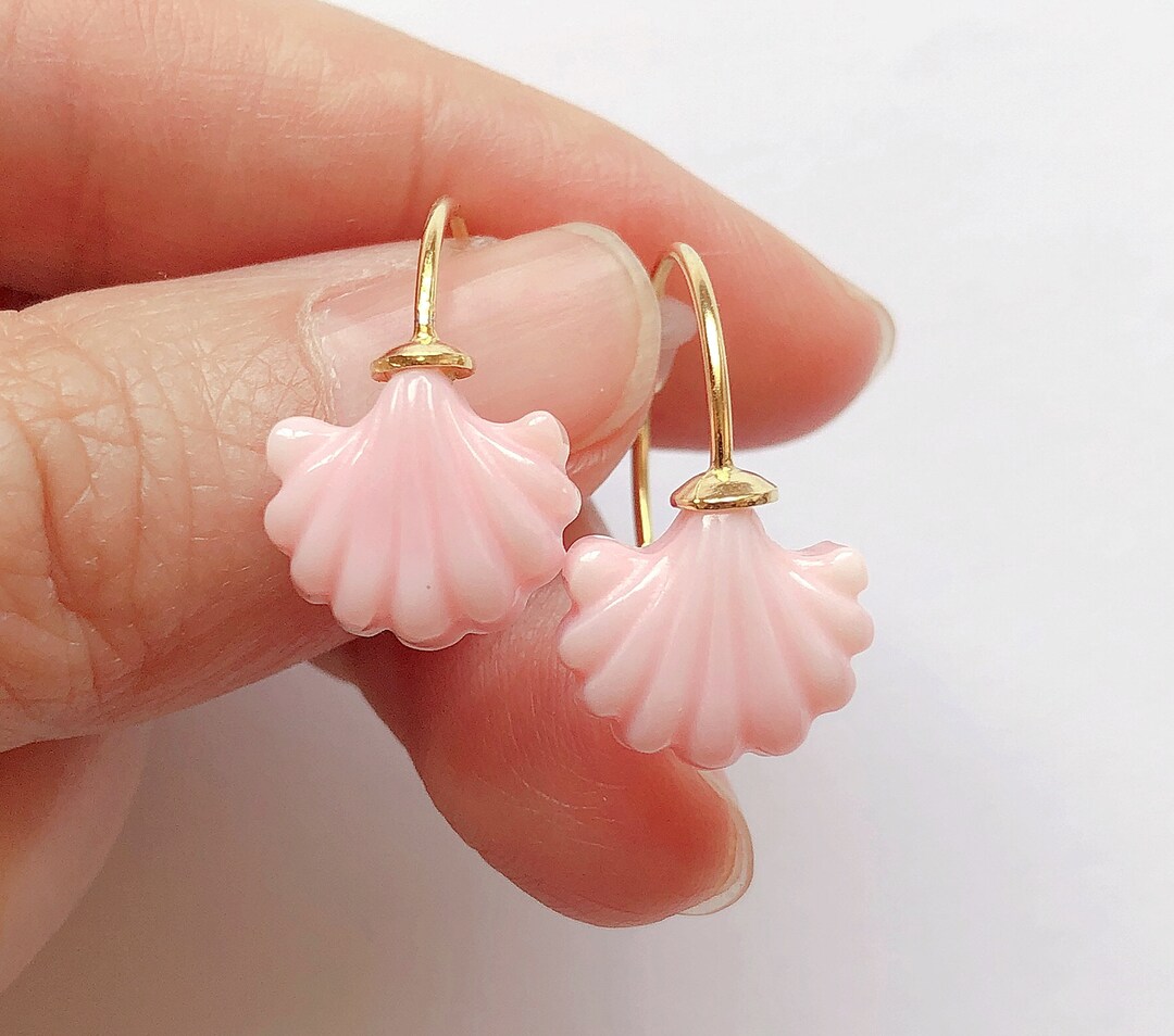 Queen Conch , White Mother of Pearl , Spiny Oyster Carved Clam Shell ...