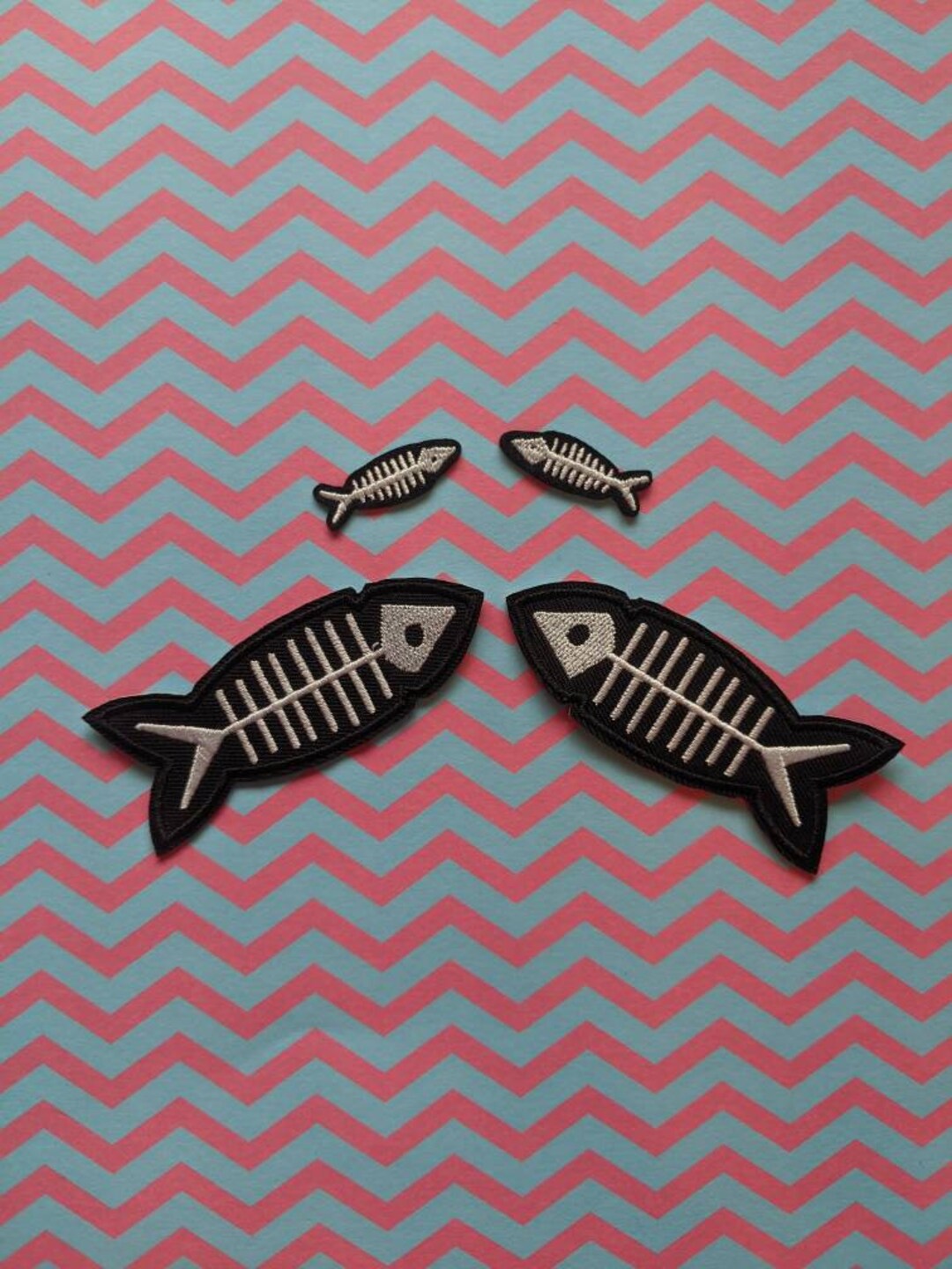 Big Fish Little Fish // Bone Skeleton Small Embroidered Iron Sew on ...