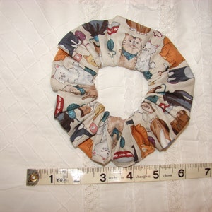 Colorful Cats Felines Yarn Mice Toys Fabric Hair Scrunchie, Womens ...
