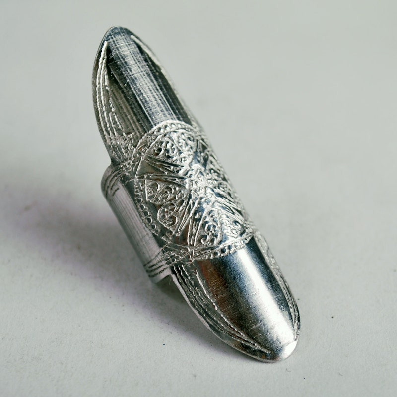Shield Ring - Etsy