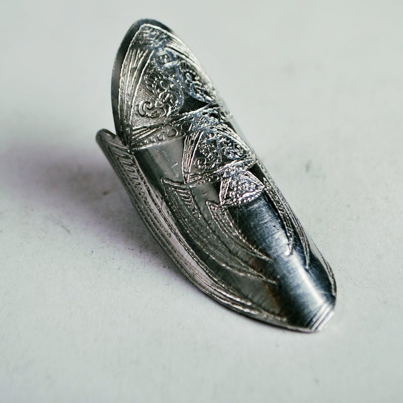 Shield Ring - Etsy