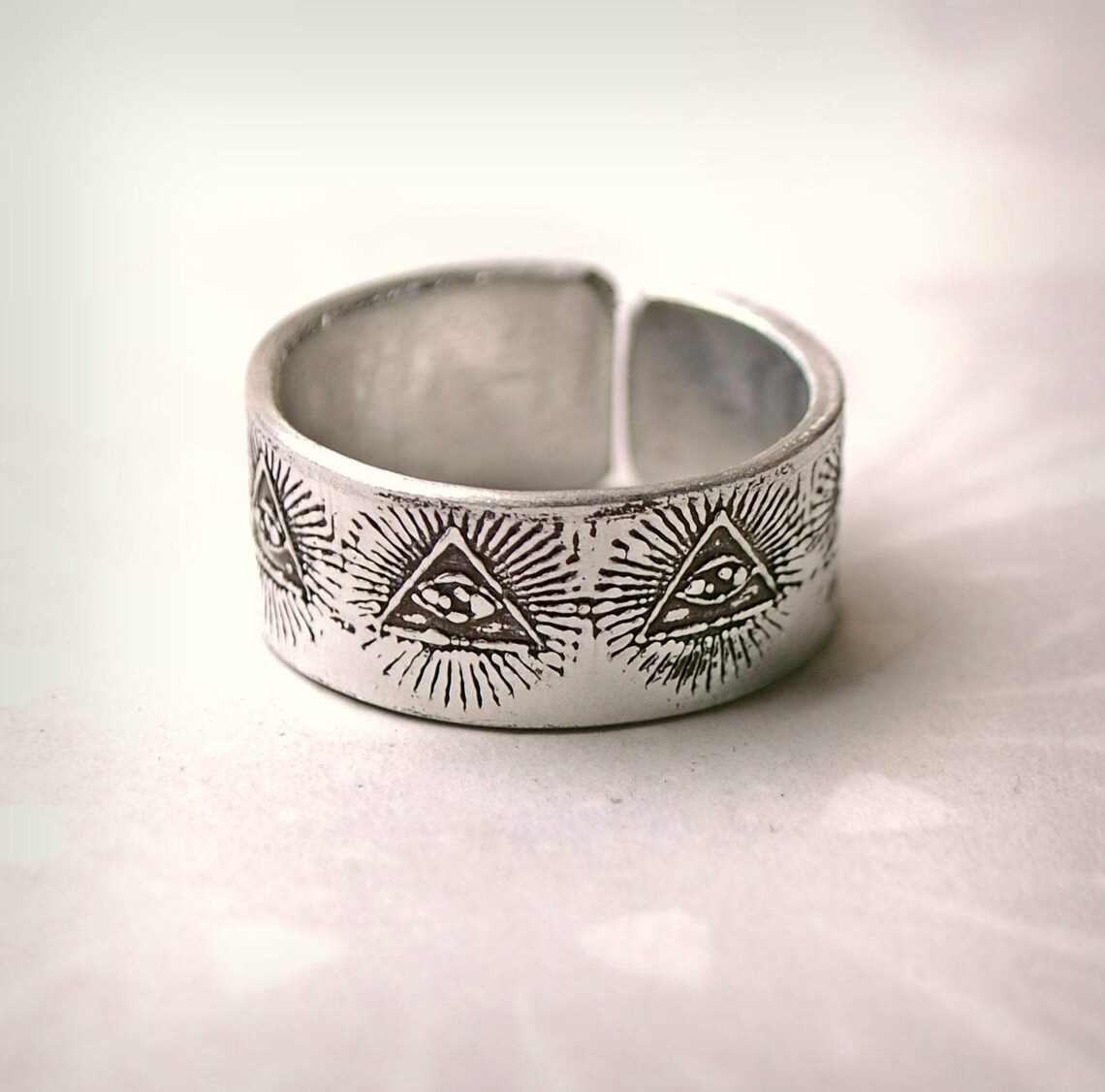 All Seeing Eye Ring, Protection Ring, Wiccan Jewellery, Illuminati ...