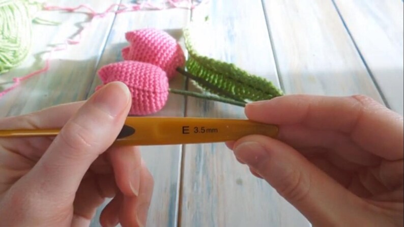 Easy Tulip Crochet Pattern PDF, Beginner Flower Tutorial, DIY Bouquet ...
