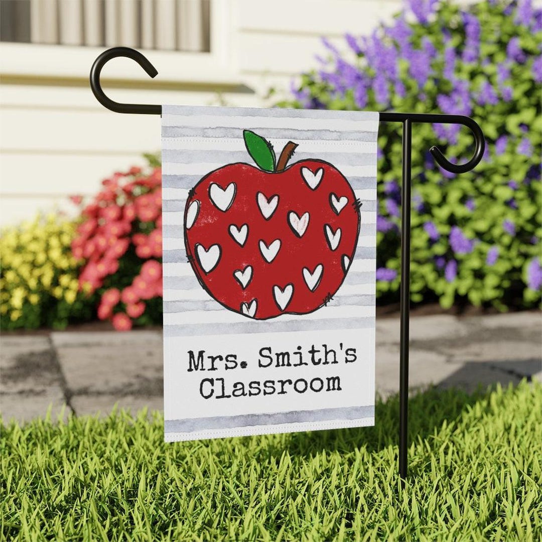 Personalized Teacher Garden Flag: Apple Design, Back to School Decor - Etsy