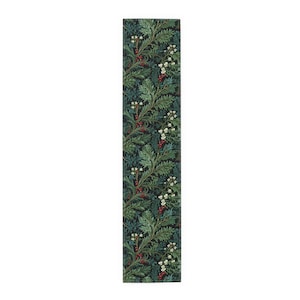 Christmas Table Runner, Evergreen Pattern, Holly Berry, Holiday Table ...