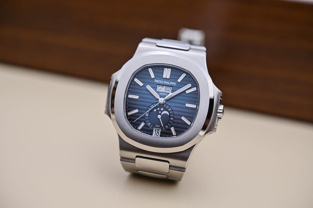 PATEK PHILIPPE Nautilus Blue Dial Men’s Watch Item No. 57261A-014 40 ...