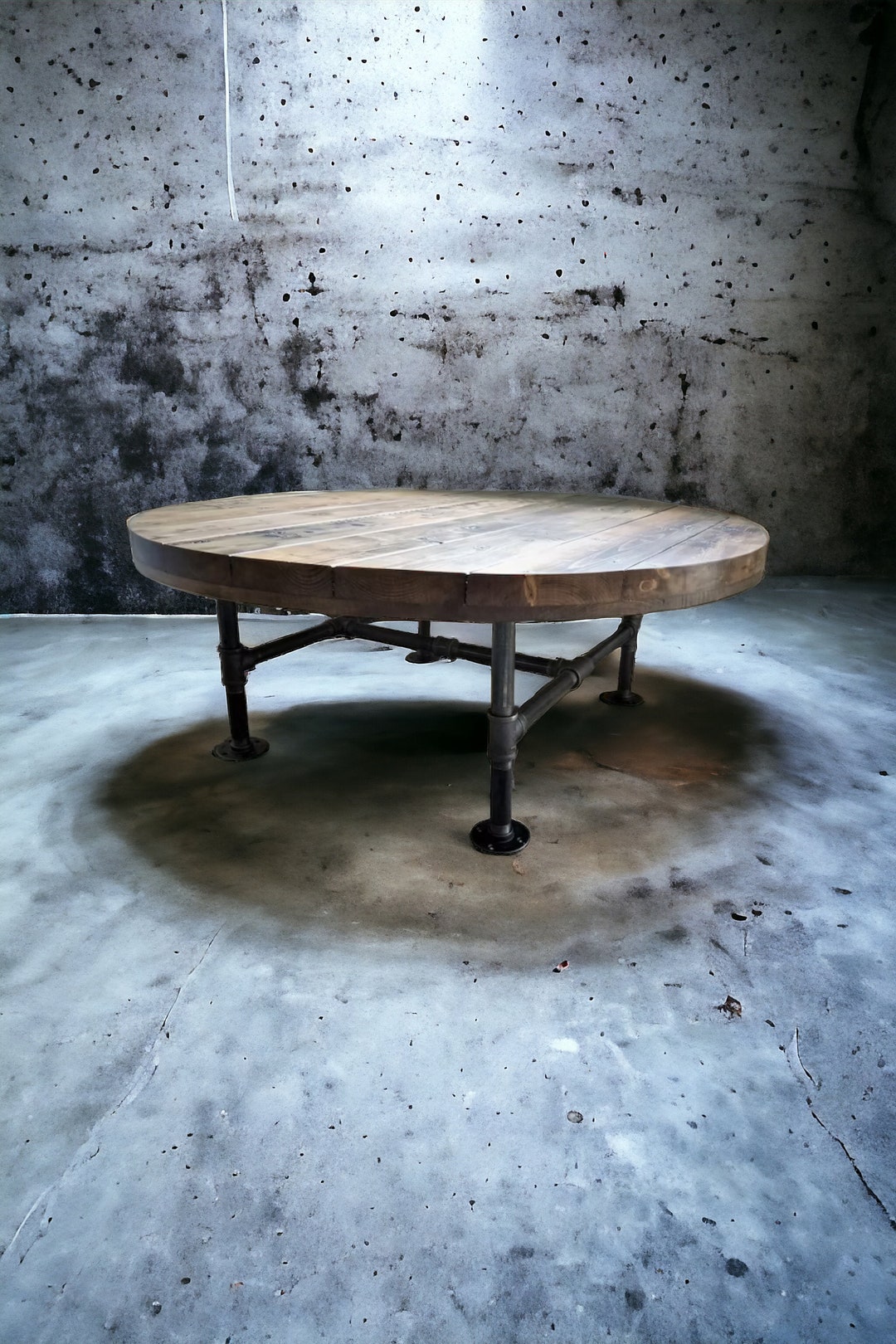 Reclaimed Distressed Round Coffee Table. Heavy Duty Iron Pipe Legs ...