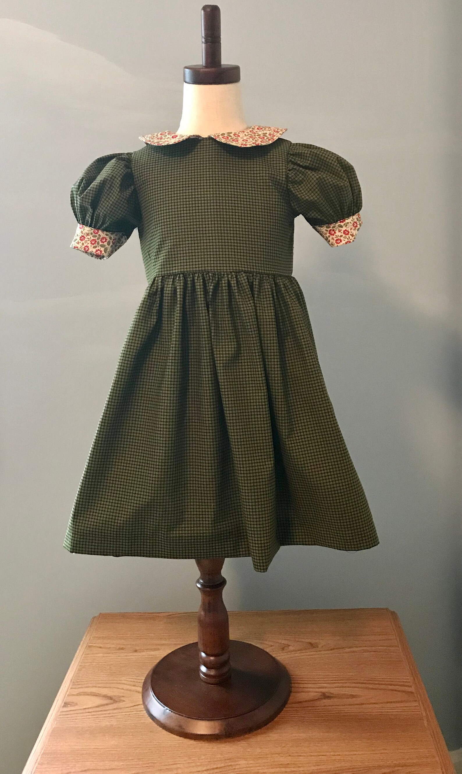 Classic Vintage Style Dress - Etsy