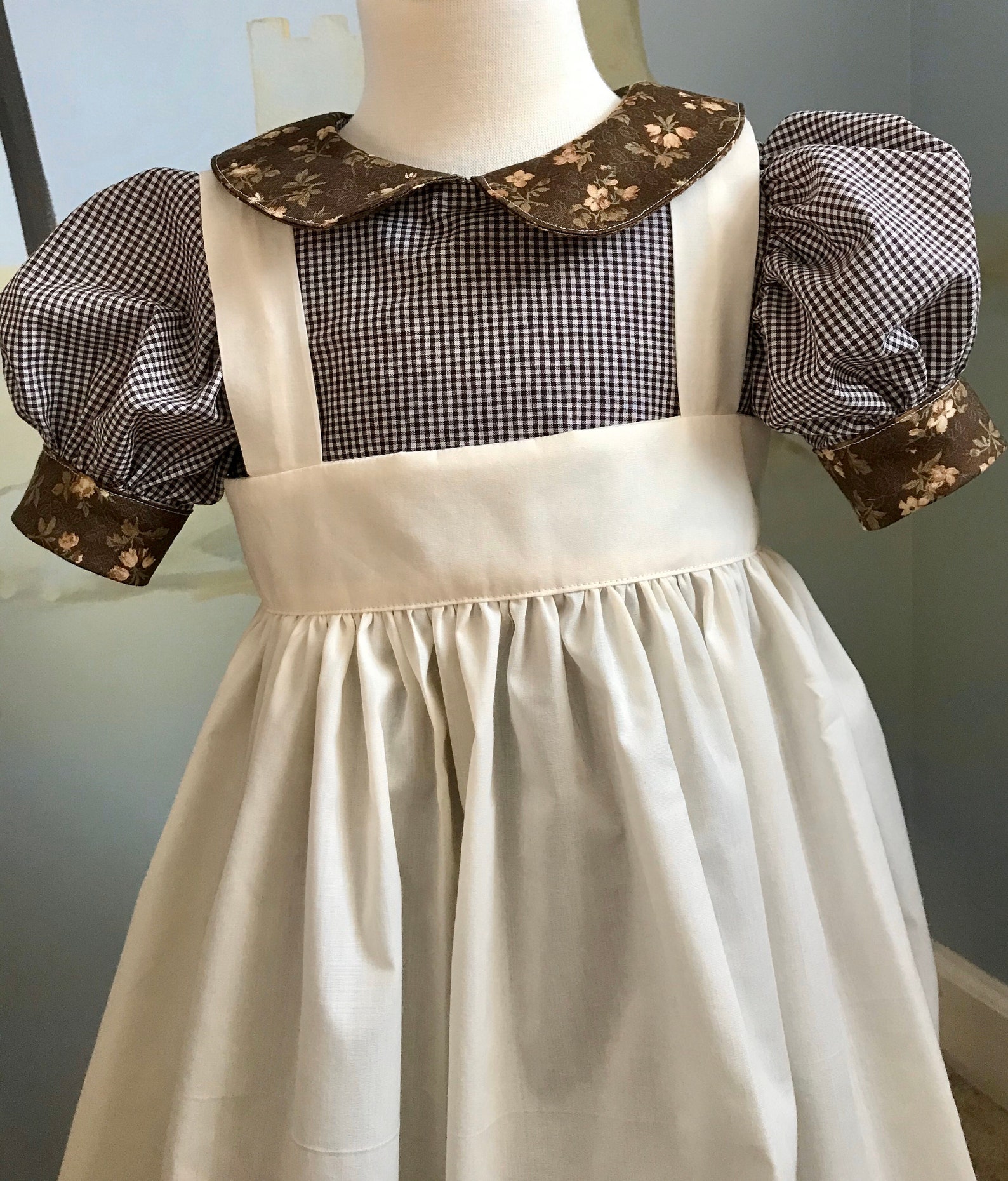 Classic Vintage Style Dress - Etsy