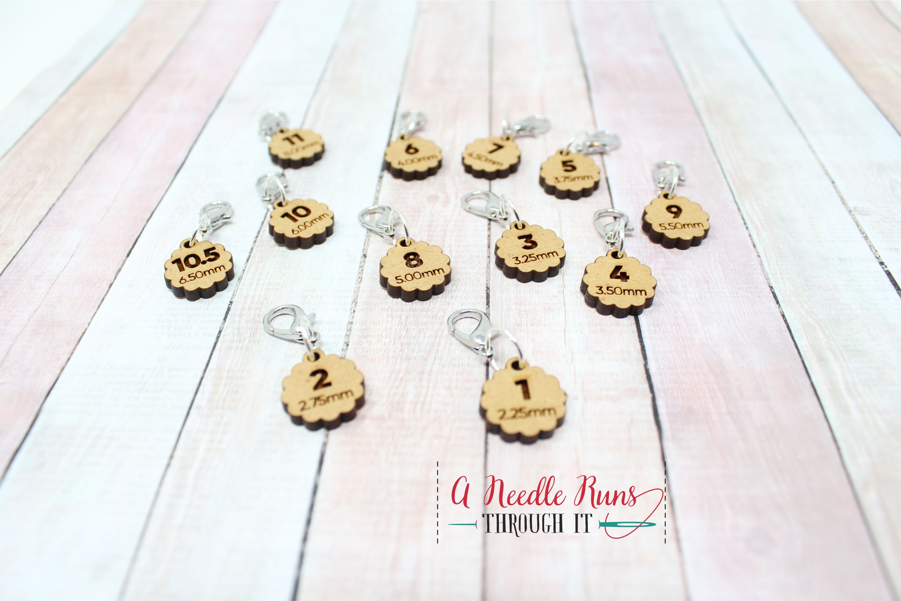 Set of 12 Knitting Needle Size Reminder Marker Set Removable - Etsy