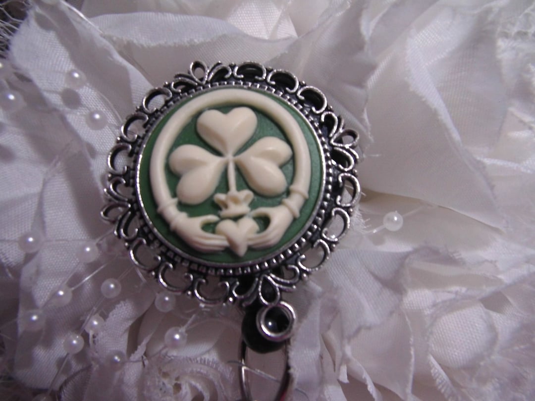 Irish Claddagh Celtic Badge Holder Id Lanyard School Teacher Nurse ...