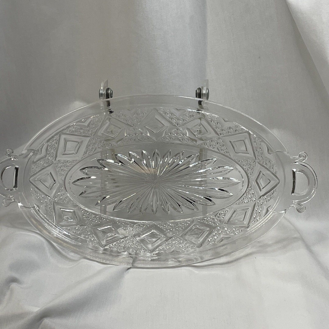 Grand Diamond Medallion 2 Handle EAPG Serving Dish Vintage Clear Glass ...