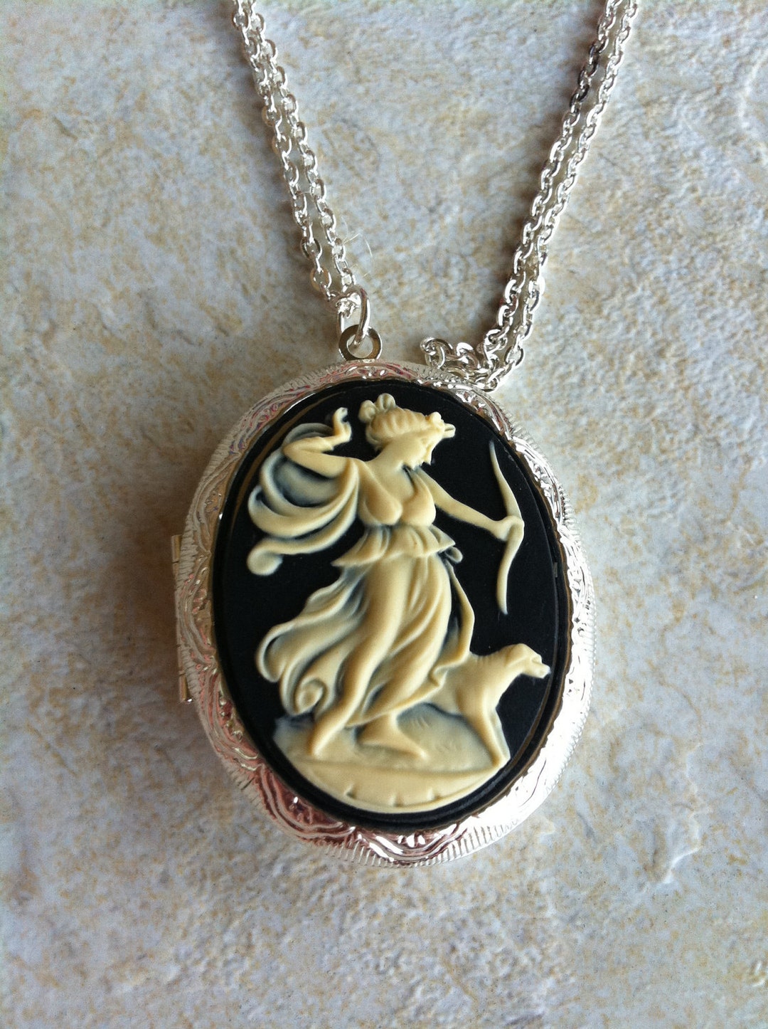 Aphrodite Renaissance Roman God Goddess Chariot Locket Blk & Ant White ...