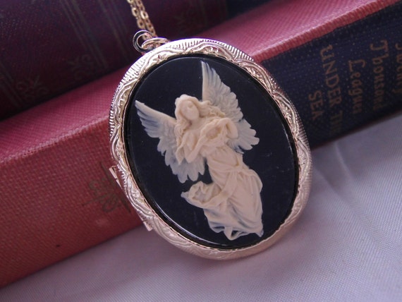 Goldtone Guardian Angel Locket Black & Ant White Georgian - Etsy