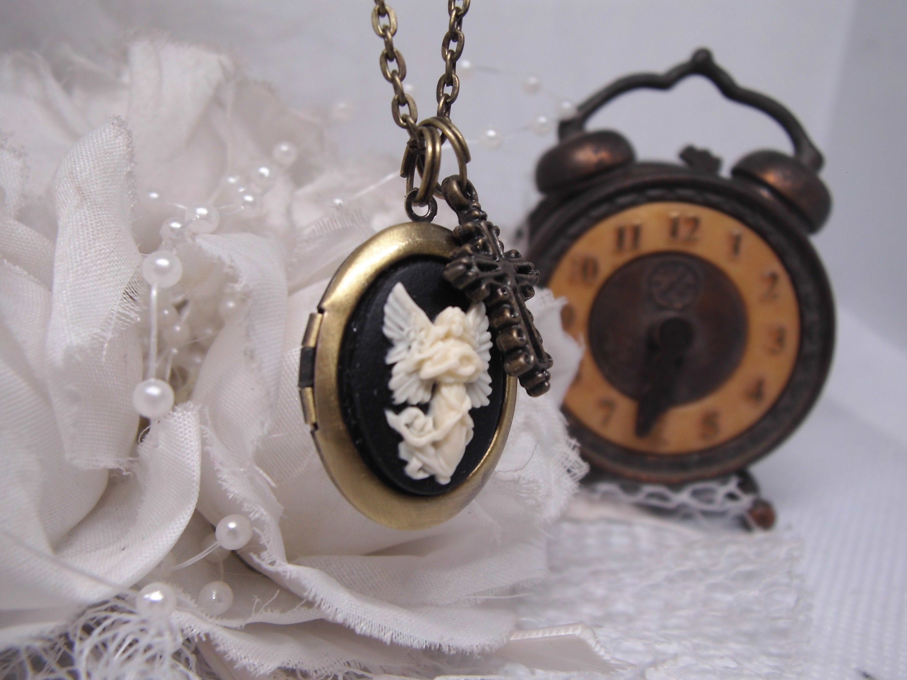 Tiny Angel Prayer Box Locket Urn Spirit Necklace - Keepsake for Loved ...