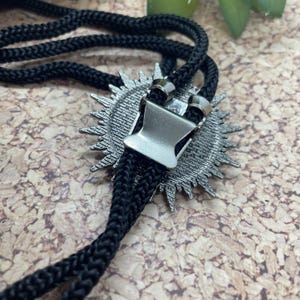 Dragon EYE Silver Lizard Bolo Tie Rustic Wedding Herpetology Amphibians ...