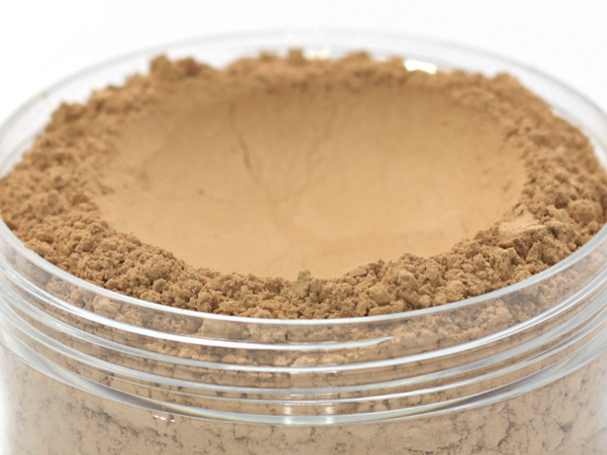 Mineral Wonder Powder Foundation Sample - "caramel" - Medium Shade With ...
