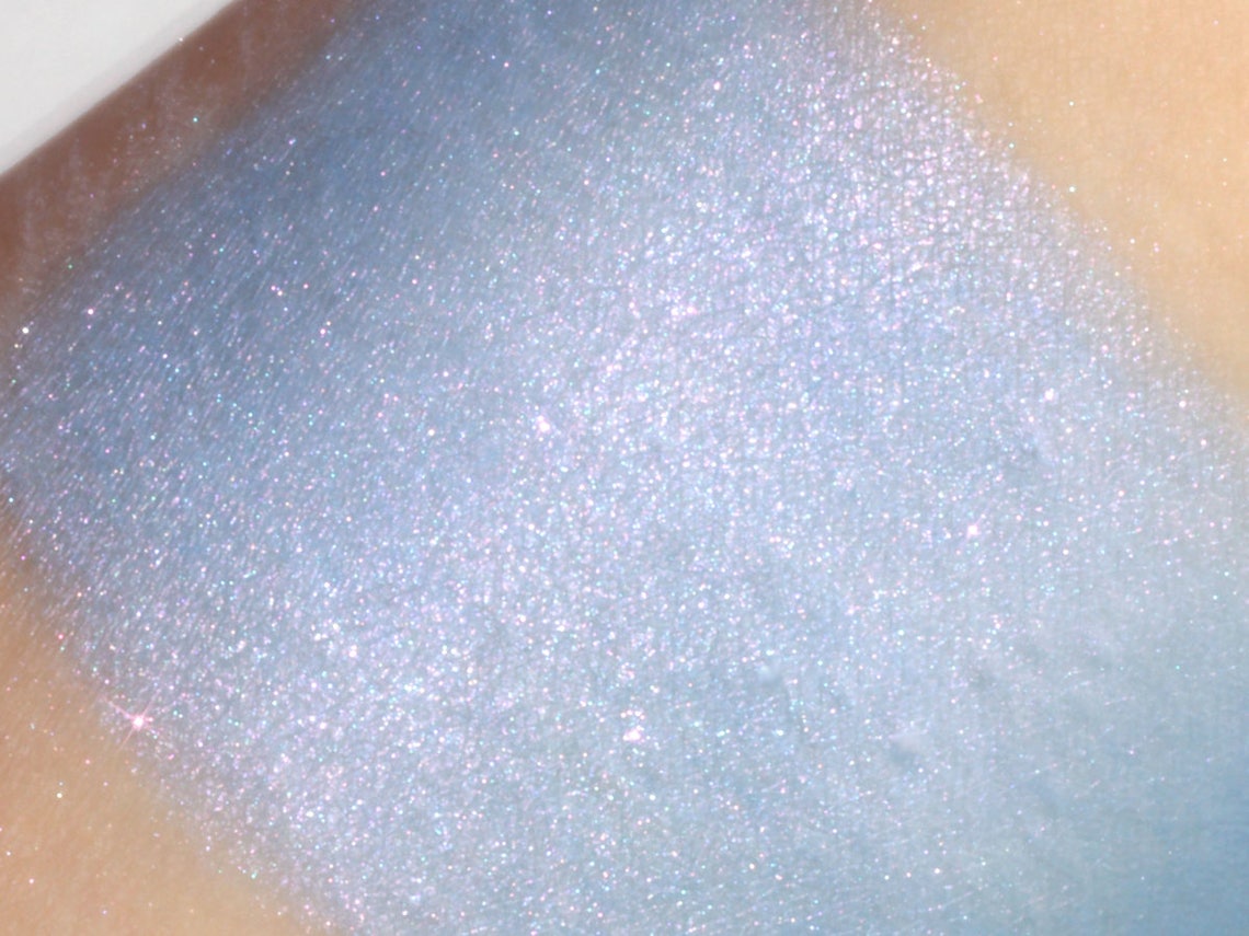 Blue Duochrome Shimmer Eyeshadow crystal Castle | Etsy
