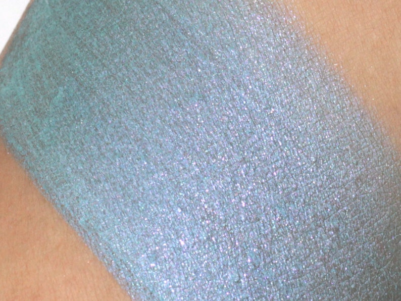 Blue Eyeshadow With Purple Duochrome - "alchemy" - Vegan Mineral Makeup ...