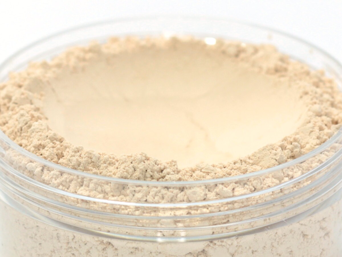 Mineral Wonder Powder Foundation Sample milk | Etsy