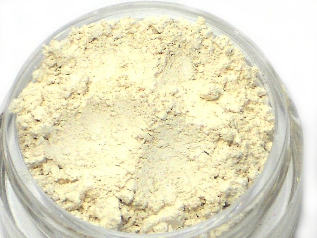 Mineral Highlighting Powder Sample - "stark" (light Cream, Matte Finish ...