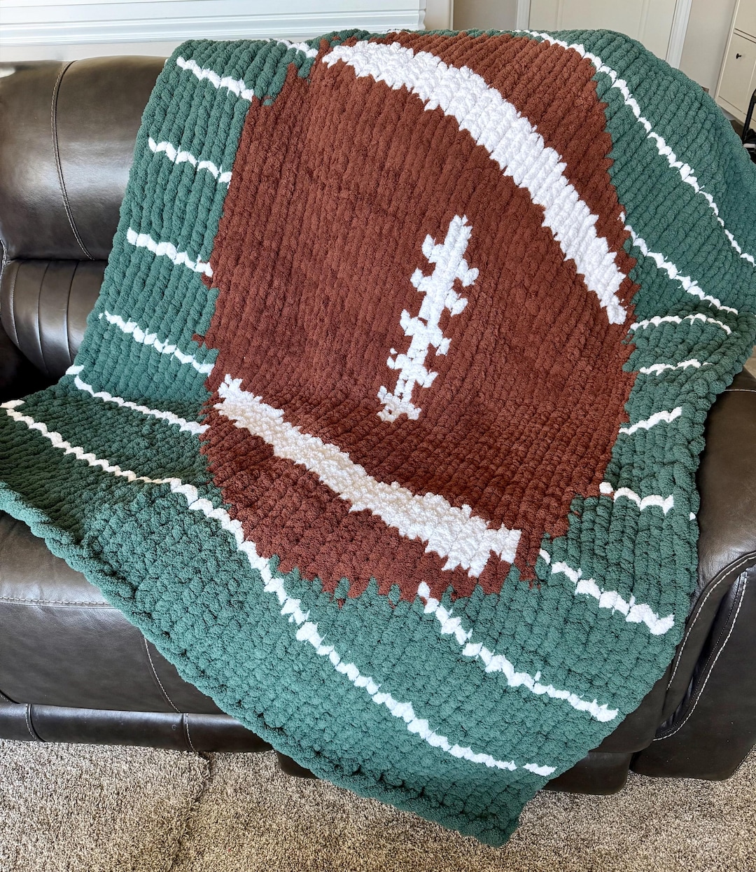 Chunky Football Field Loom Knit Blanket Pattern – Beginner Throw ...