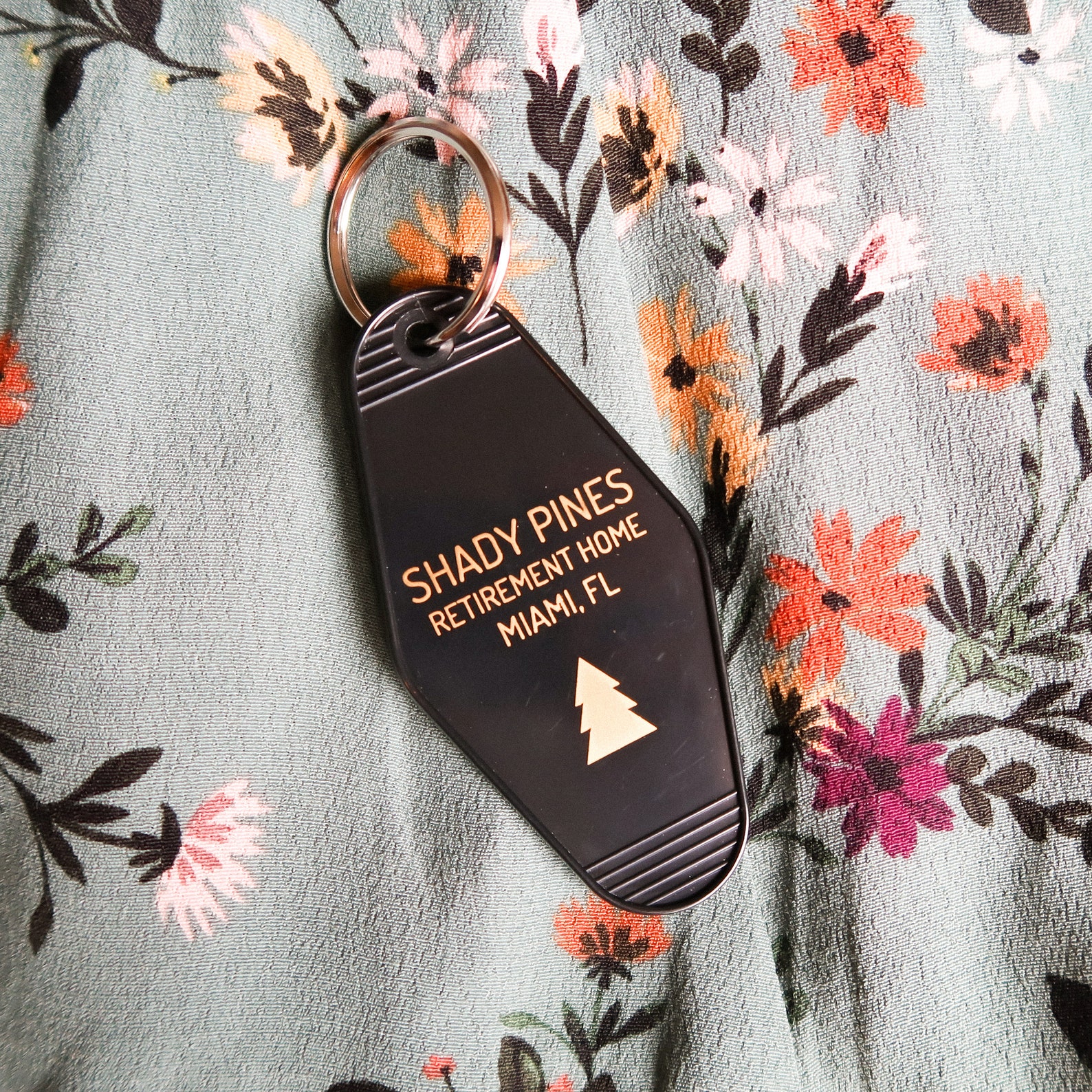 Shady Pines Black Key Tag Golden Girls Keychain - Etsy