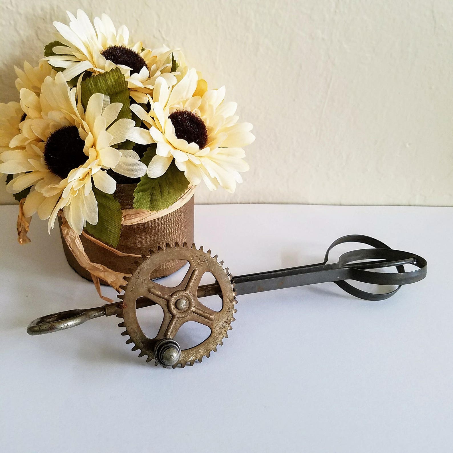 Antique Egg Beater | Vintage Egg Beater Vintage Kitchen Whisk | Metal ...
